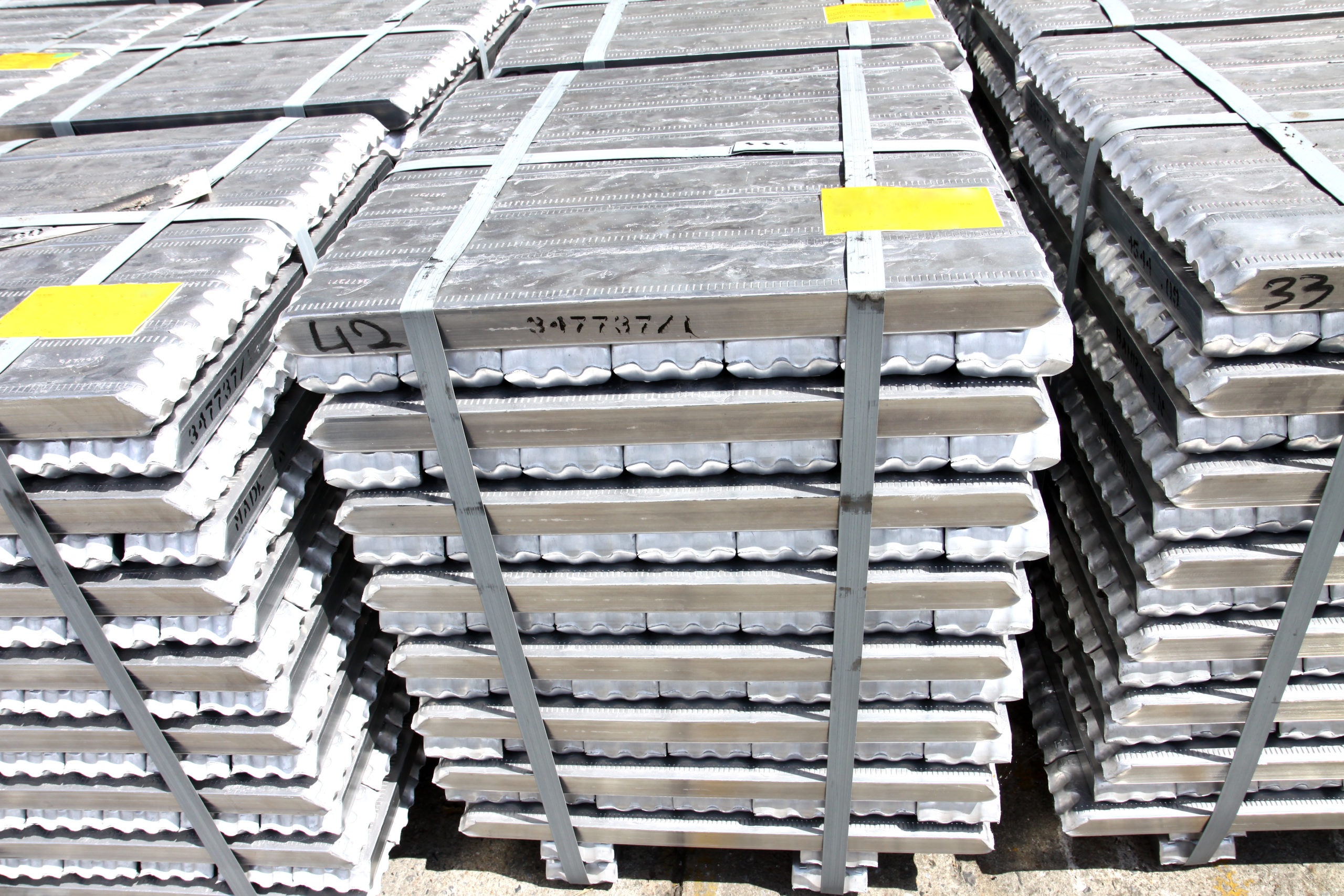 Metal Stock Holding and Cutting | Exact Group NI